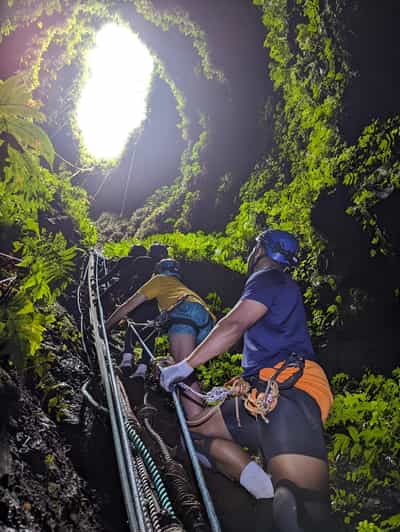 ISABELA'S HIGHLIGHT Rappel Trillizos Volcano & Sucre Caves Excursion ...