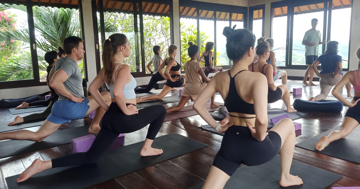 Ubud: Yogales, Spirituele Open Chakra en Tempel Healing | GetYourGuide