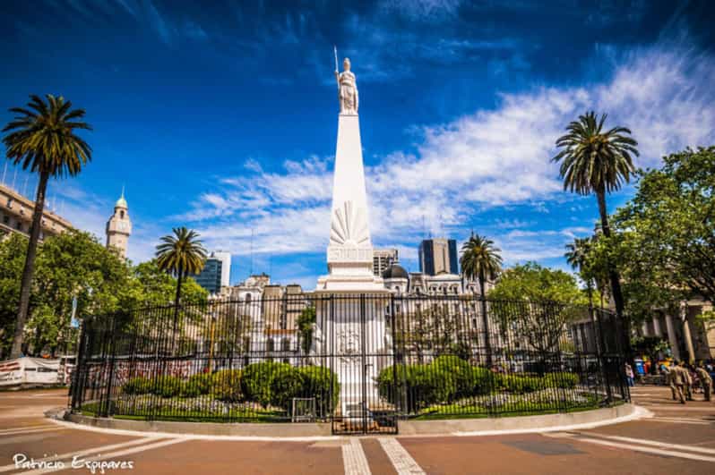 Buenos Aires: Tour de la ciudad porteña con cata de vinos | GetYourGuide