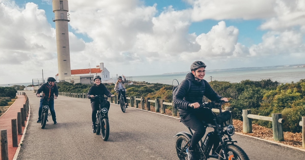 Ferragudo: Explora con estilo en Fat Bikes | GetYourGuide