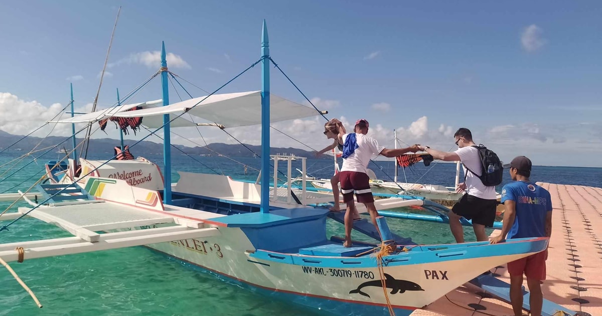 Boracay Tour en barco privado | GetYourGuide
