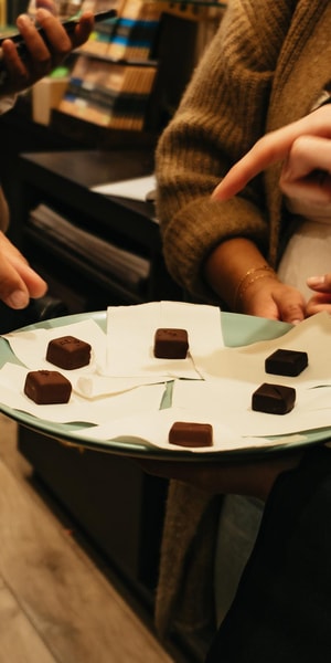 Paris: Gourmet Food Tour with Over 10 Tastings and Wine | GetYourGuide