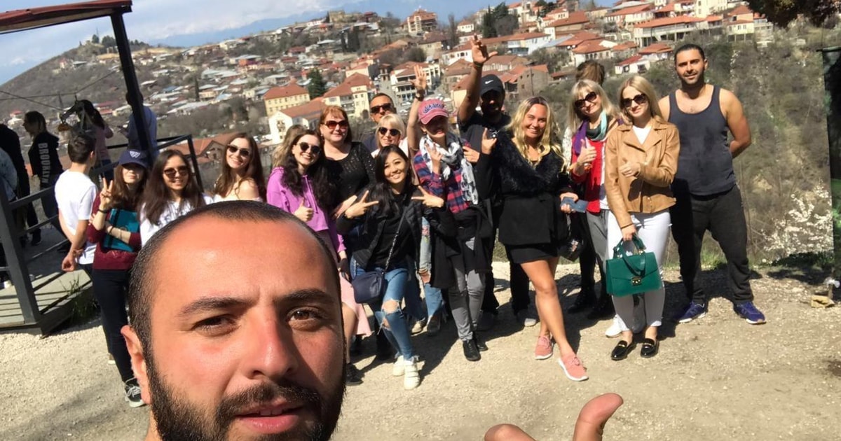 Tbilisi: tour de vino en Kajetia con catas y comida | GetYourGuide
