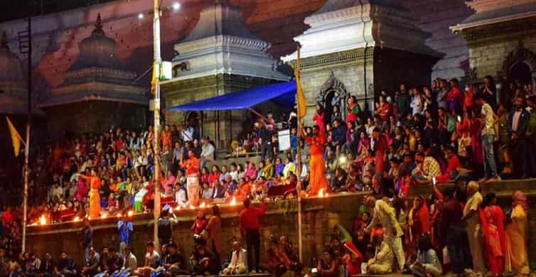 Pashupati Aarti Experience: A Spiritual Evening in Kathmandu | GetYourGuide