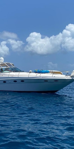 Searay 46' Sundancer Yacht with Captain & Crew in Fajardo Ar | GetYourGuide