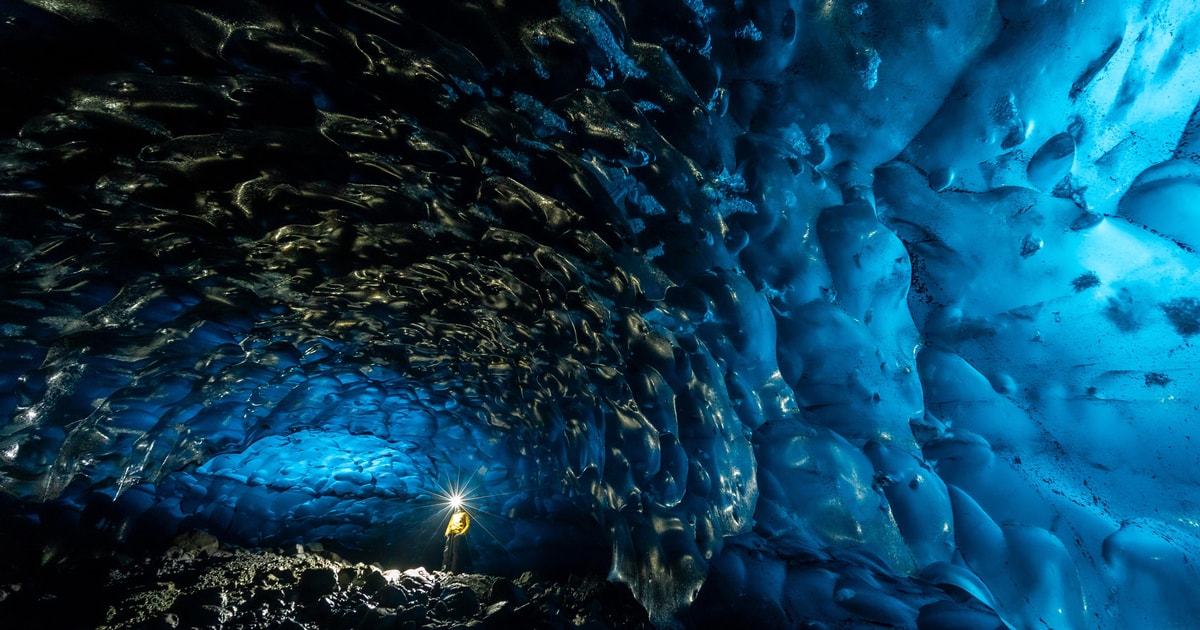 Jökulsárlón: Natural Blue Ice Cave Tour with a Glacier Guide | GetYourGuide