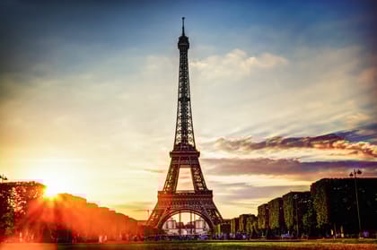 Paris: Evening Sightseeing Tour and Moulin Rouge Show | GetYourGuide