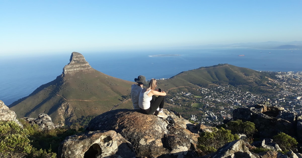 India Venster: Hiking with a Registered Mountain Guide | GetYourGuide