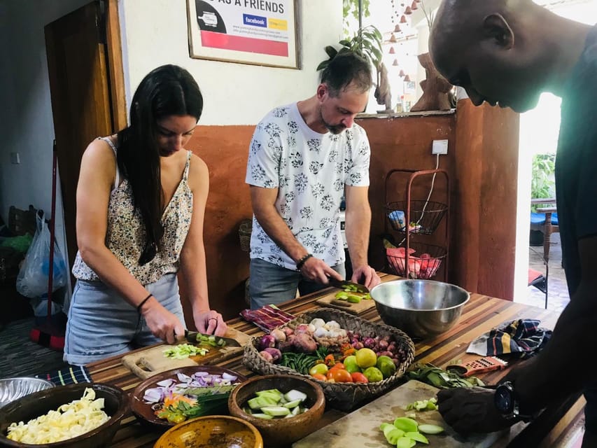 Clase privada de cocina tradicional de Sri Lanka en Kandy | GetYourGuide