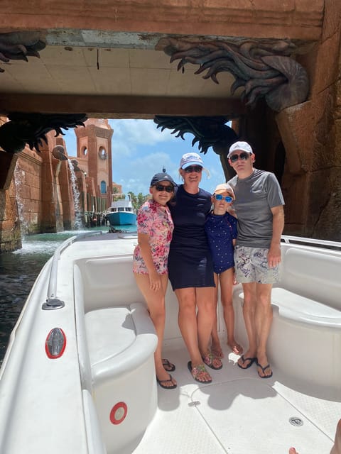 Excursión Lux Isla Rosa 3 islas (4 h) | GetYourGuide