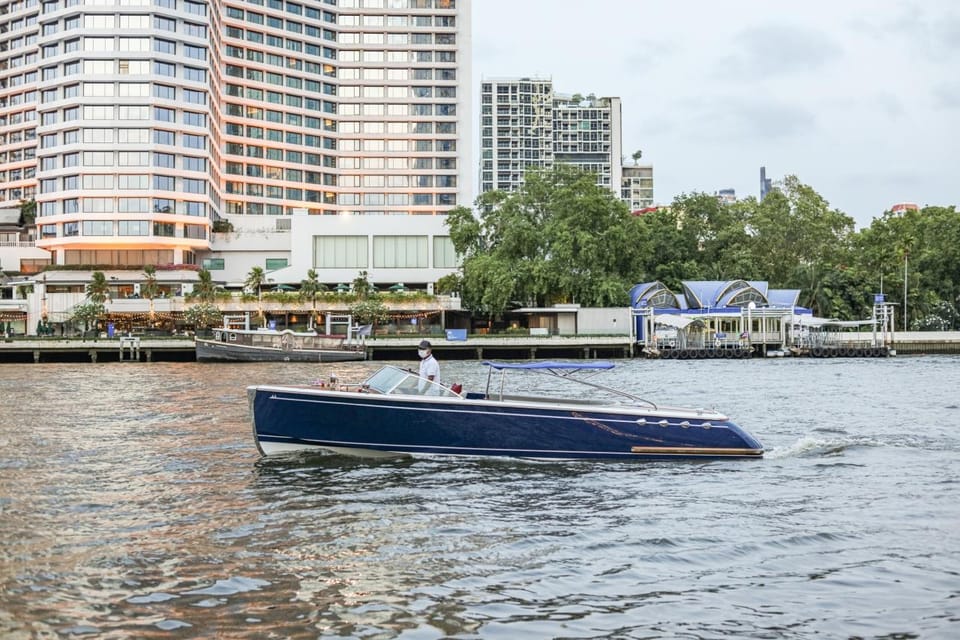 Bangkok: Beautiful open-air classic boat, Kapella | GetYourGuide