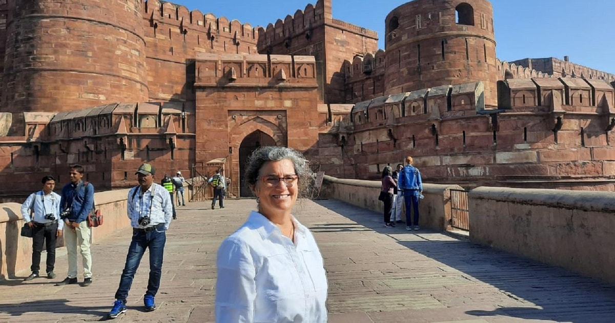 Erkunden Sie Taj, das Rote Fort, Fatehpur Sikri und die SOS-Tour an ...