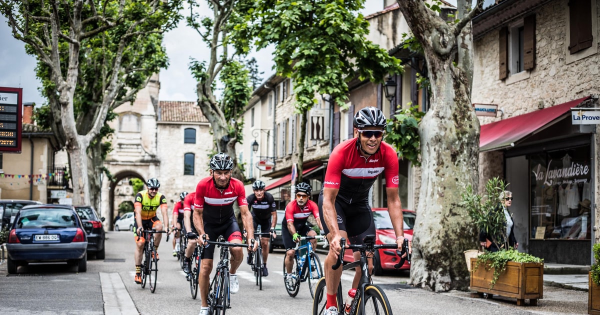 Bédoin Mont Ventoux: Bestigning med privat cykelguide | GetYourGuide