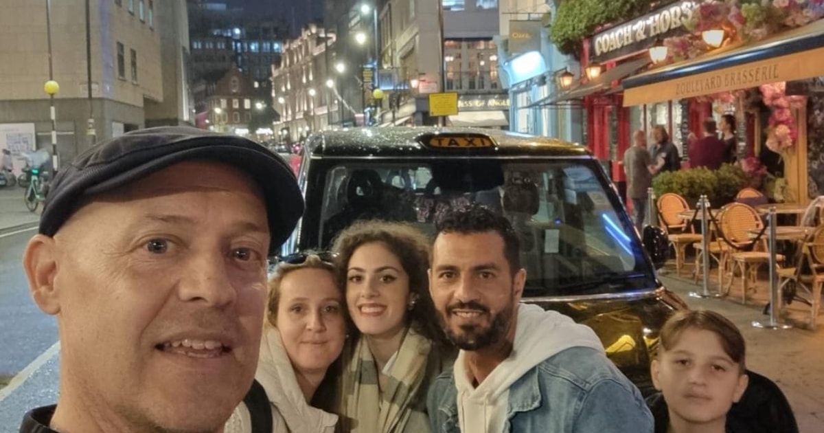 Tour particular de táxi para ver Londres à noite com um guia ...