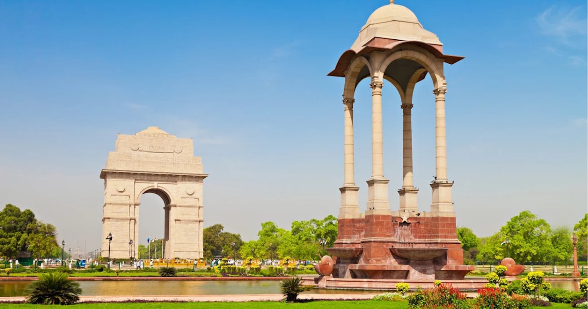 Jaipur: Nahargarh Fort Guided Tour with Entry Ticket | GetYourGuide