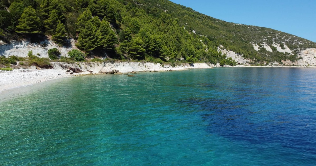 Von Durrës/Tirana: Bootstour in Vlorë | GetYourGuide