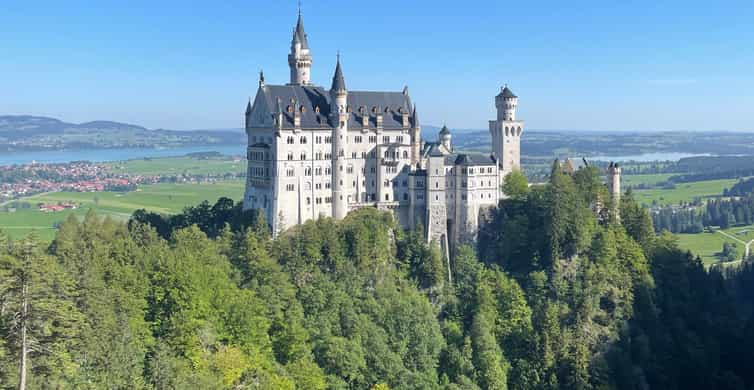From Zurich: Neuschwanstein Castle Private Tour with Lunch | GetYourGuide