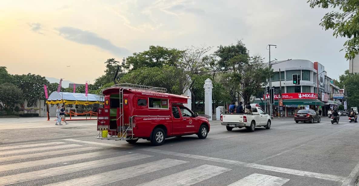 Chiang Mai: Boat Cruise, TukTuk & Songtaew Ride | GetYourGuide