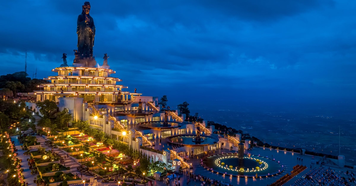 Ho Chi Minh: Tour della Montagna della Vergine Nera e del Tempio di Cao ...