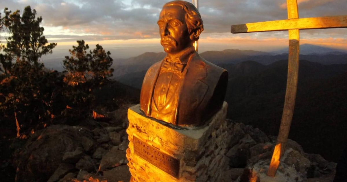 Pico Duarte: Walking, Hiking, camp | GetYourGuide