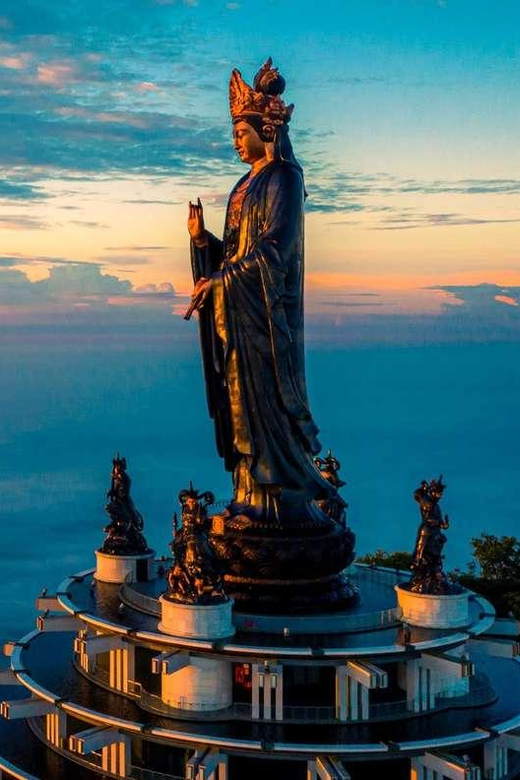 Tunnels de Cu Chi, temple de Cao Dai, montagne de Ba Den Journée ...