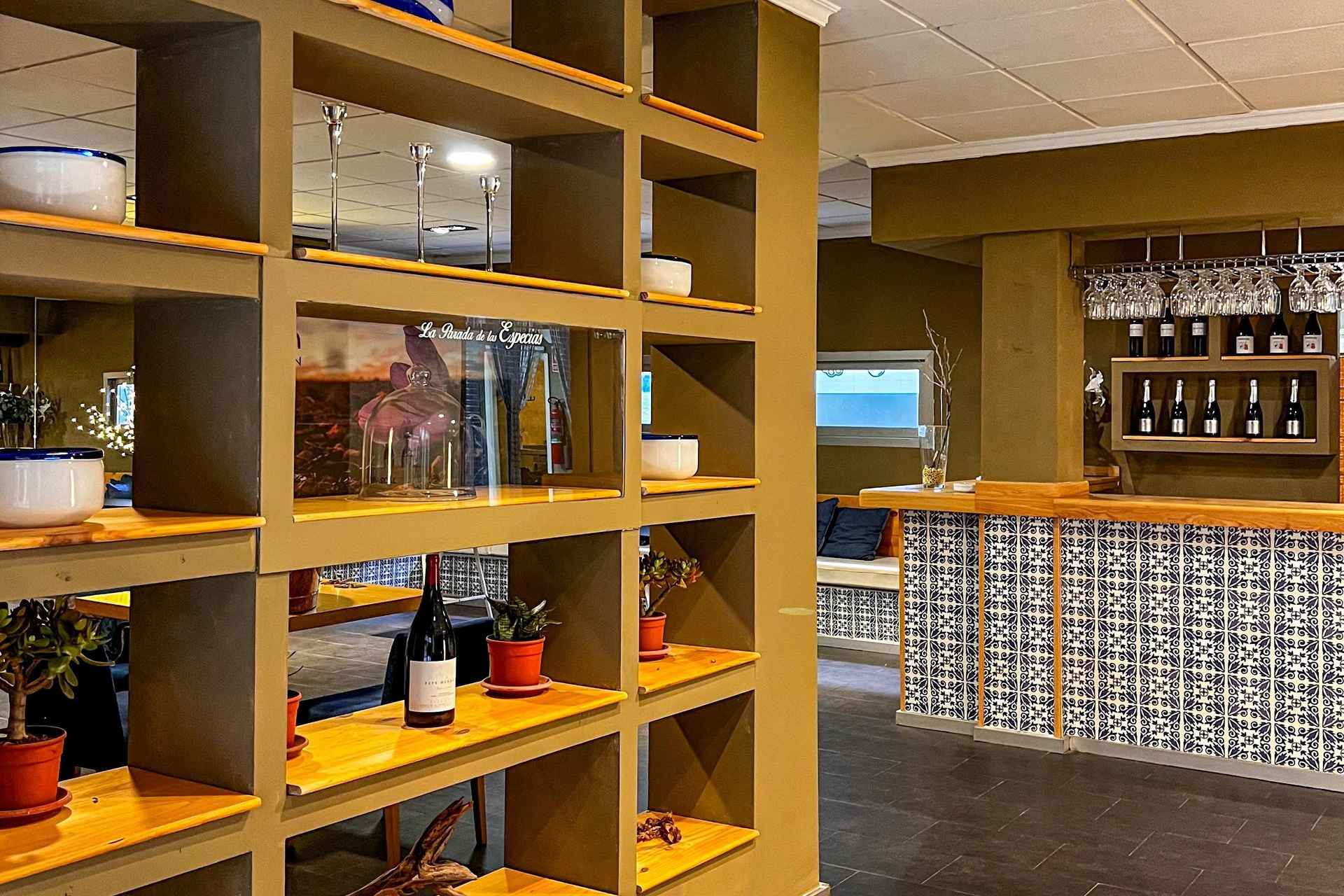 Valencia: Paella Cooking Class with Central Market Tour | Guide to Europe