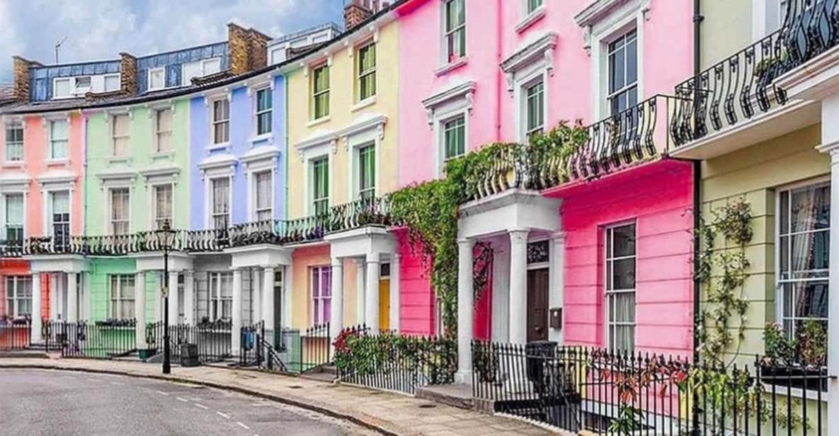 Colourful Notting Hill Photography Tour | GetYourGuide