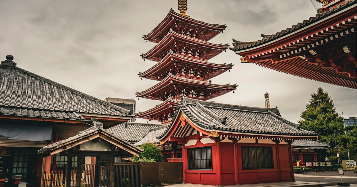 Tokio: Kaiserpalast, Tokyo Tower und Asakusa-Tempel-Tour | GetYourGuide