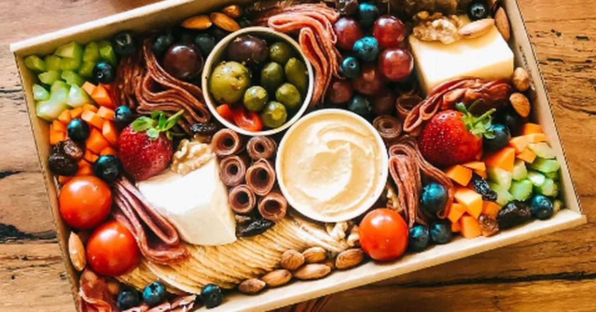 Melbourne: Spanish Flavours Grazing Box | GetYourGuide
