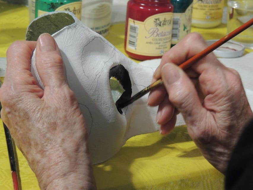 Venice: Mask-Making Workshop with Instructor | GetYourGuide
