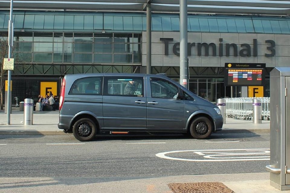 Privater Flughafentransfer vom Zentrum Londons zum Flughafen Heathrow ... Privater Flughafentransfer vom Zentrum Londons zum Flughafen Heathrow ...