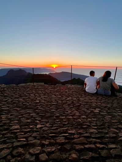 Pico Areeiro Sunrise + Stairway to Heaven + Levada Balcões | GetYourGuide