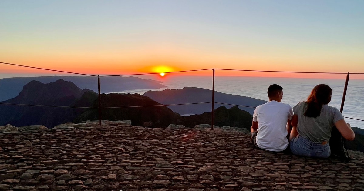 Pico Areeiro Sunrise + Stairway to Heaven + Levada Balcões | GetYourGuide