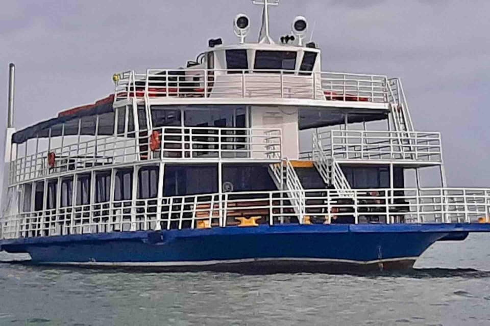 Panama Canal Cruise Partial Transit With Lunch Getyourguide
