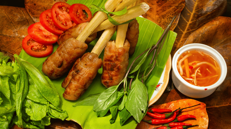 Hanoi: 7 Tastings Street Food Tour with Train Street | GetYourGuide