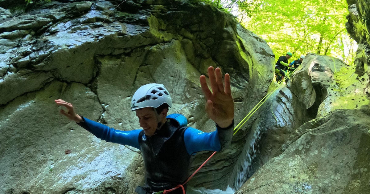 Dolomitas vénetas: barranquismo en Val di Scroa en la zona de Brent De L'Art | GetYourGuide