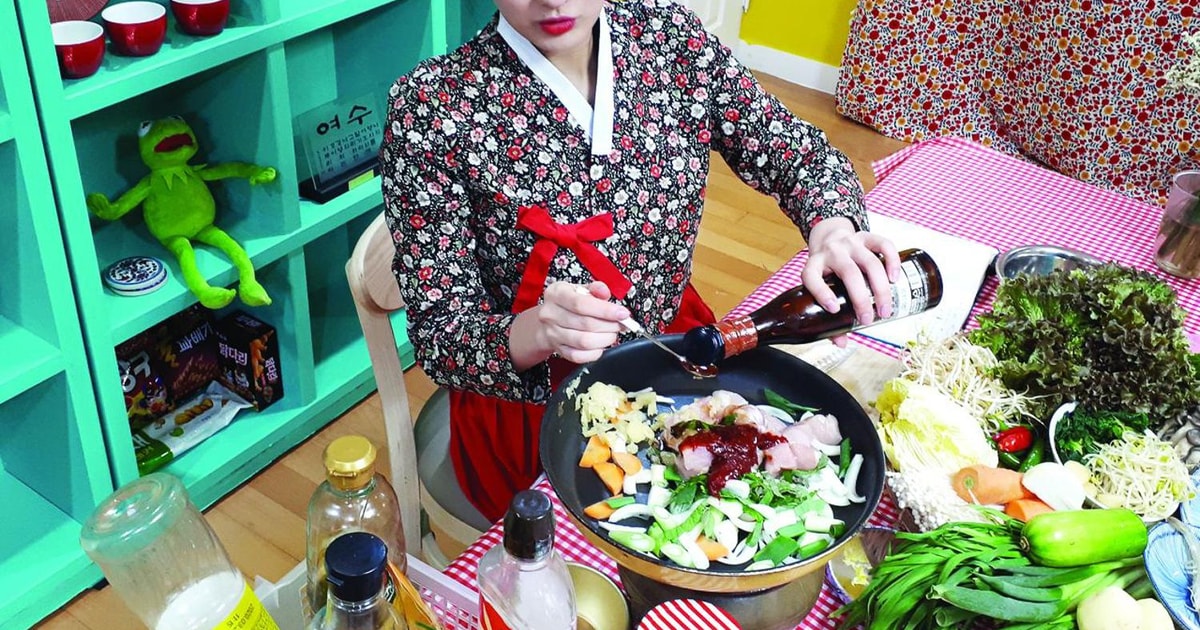 Seoul: Korean Cooking Class at a Local Home and Market Tour | GetYourGuide