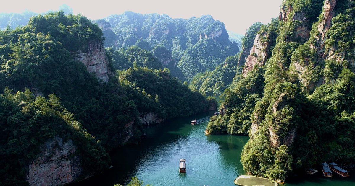 Private 4-Day Zhangjiajie Package Tour Including Tickets | GetYourGuide