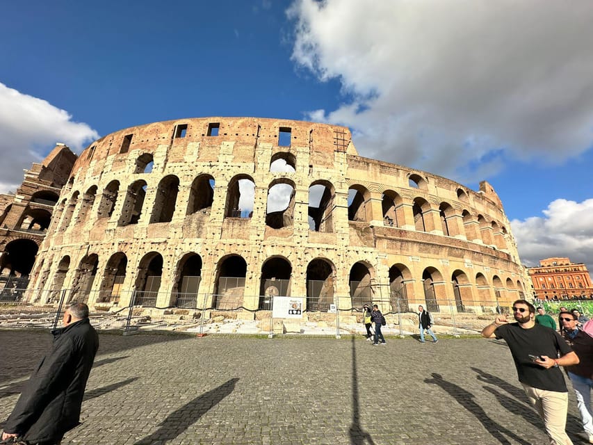 Rome: Colosseum, Roman Forum & Piazza Venezia Exterior Tour | GetYourGuide