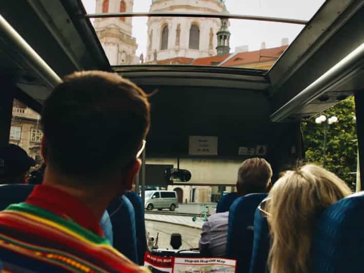 Bus touristique de Prague : Hop-On Hop-Off | GetYourGuide