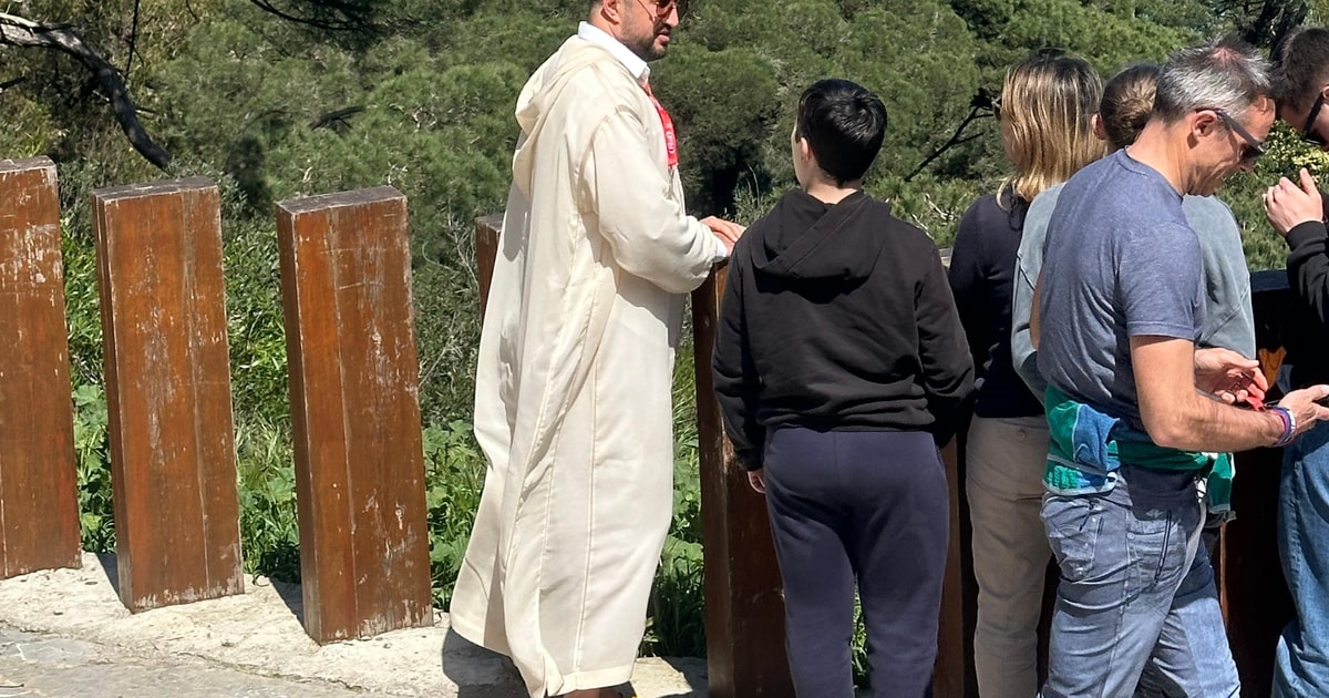 Tánger: Tour de medio día privado y paseo en camello | GetYourGuide