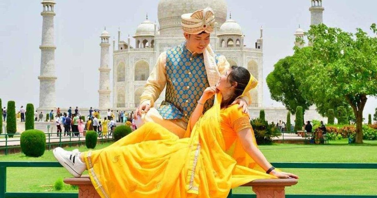 Delhi: Samma dag Taj Mahal & Agra Fort Tour med lokal guide | GetYourGuide