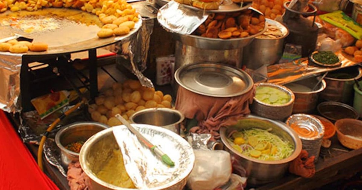 Delhi: Delhi Street Food Tour with Guide at Chandni Chowk | GetYourGuide