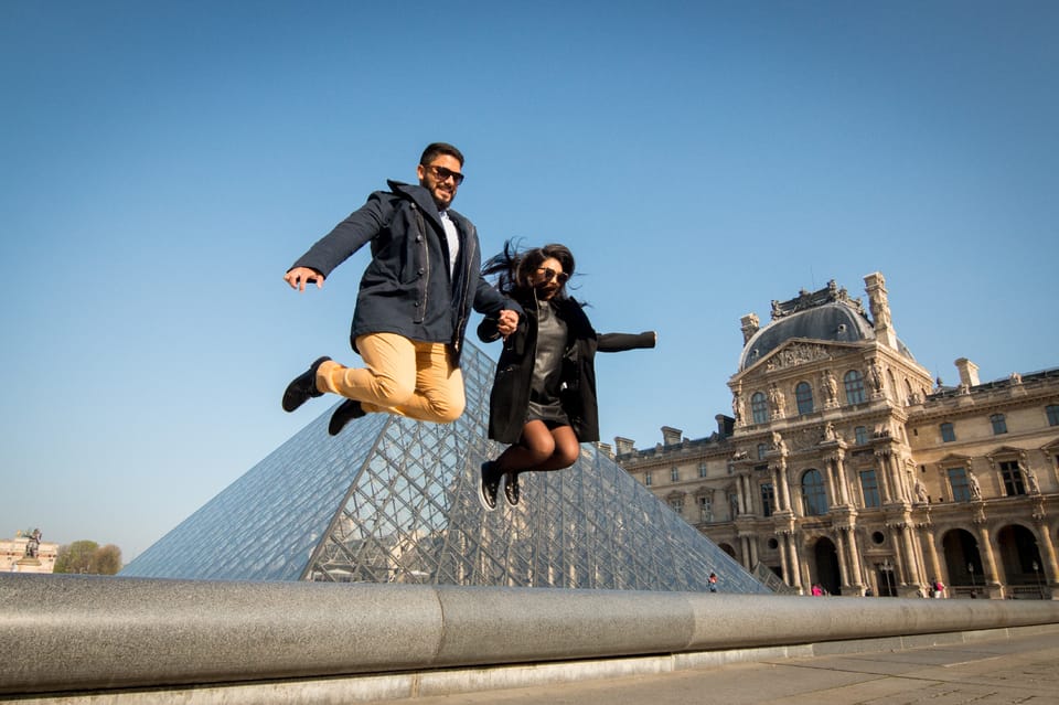 1 hour Walking photo Tour in Paris and nearby areas | GetYourGuide
