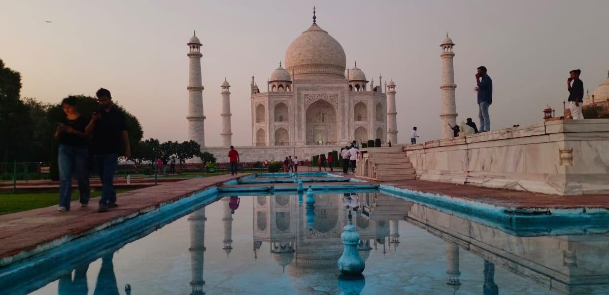 Agra Private Skip-the-Line Taj Mahal Full/Half Day Tour | GetYourGuide