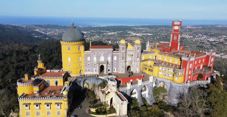 Sintra : Exclusive Full-Day Monuments Tour | GetYourGuide