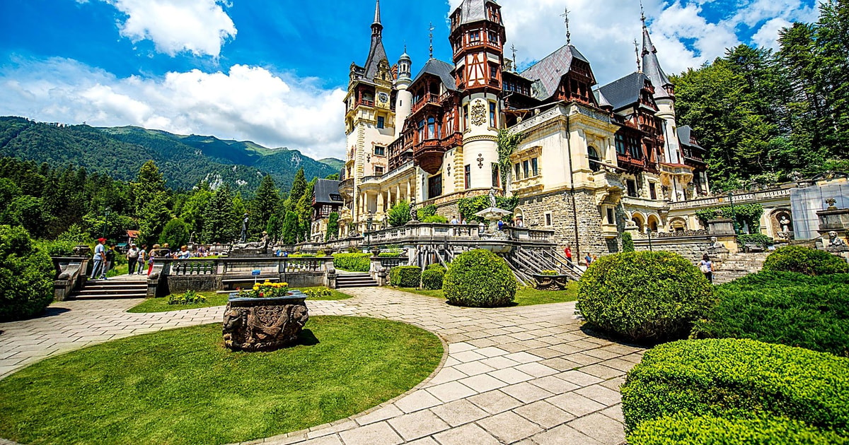 Bucharest: Transylvania Castles and Brasov Day Trip | GetYourGuide
