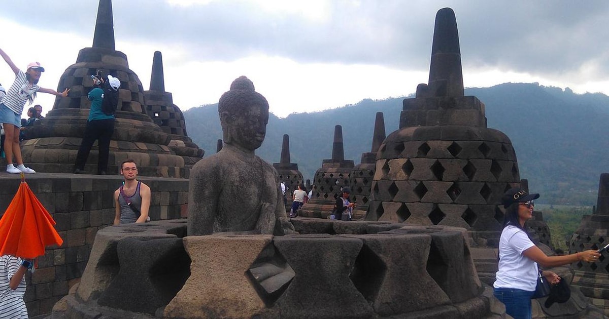 Yogyakarta: tour de 3 días por Borobudur, Merapi y la ciudad | GetYourGuide
