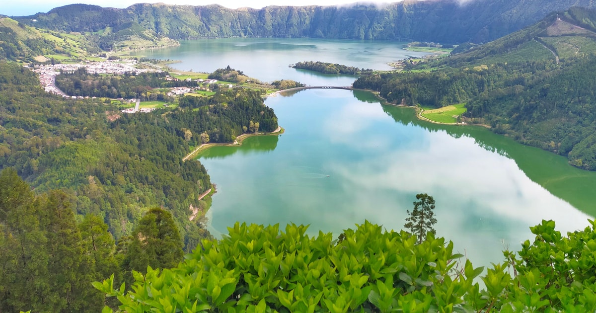Azoren: Privétour Sete Cidades Groene & Blauwe Meren | GetYourGuide