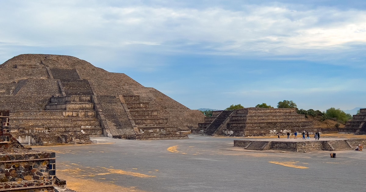 From CDMX: tour to Tula and Teotihuacan. | GetYourGuide